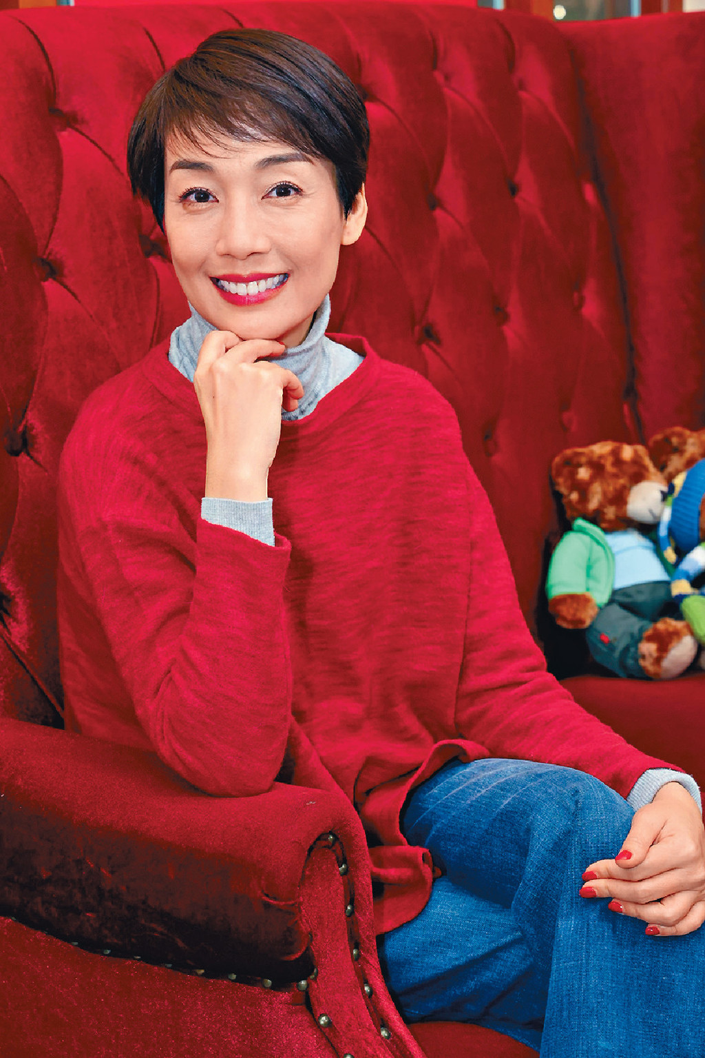 非「親生女」爭獎蝕底 願賣身TVB15年 51歲江美儀 提議設雙視后：同鮑姐一齊拎