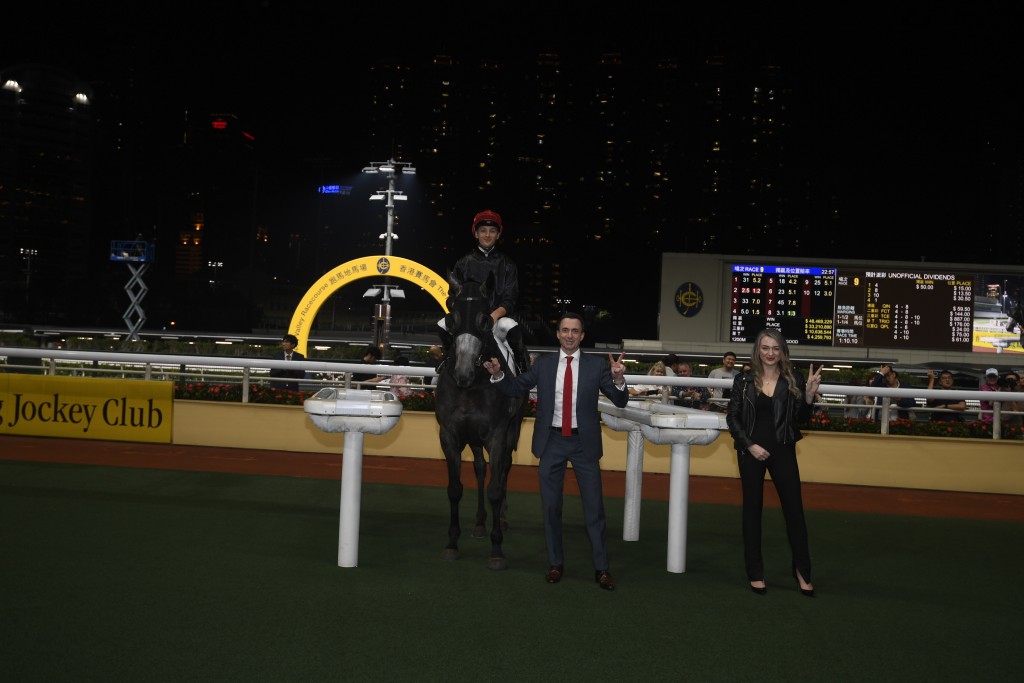 獨家猛料│韋達希望再為Mary Slack建功 | 星島日報