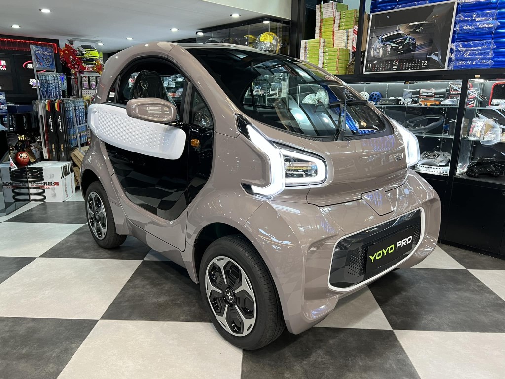 [邊個會買?] 意大利初創電動車XEV Yoyo Pro香港開售 馬力20匹 續航力150km 車價12萬8千起 | LIHKG 討論區