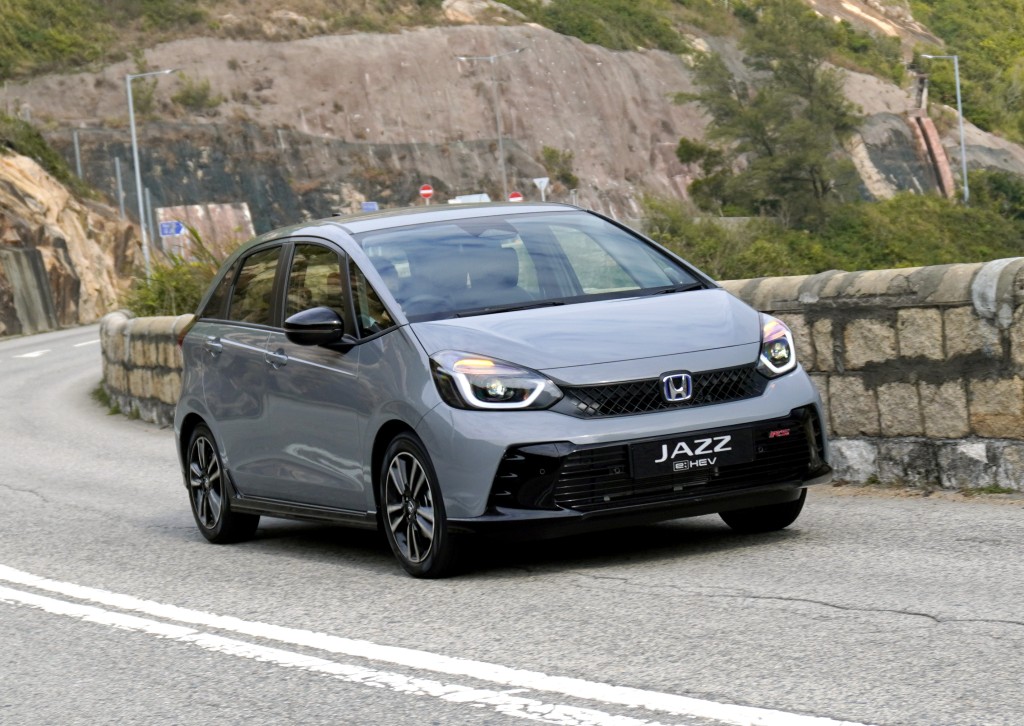 跑格混能小车│本田Jazz e:HEV RS新版今日开售 动感大跃进 | 星岛日报