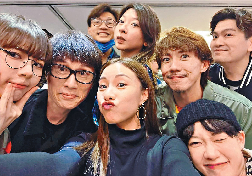 Stephy 王菀之 自拍玩鬥瘦