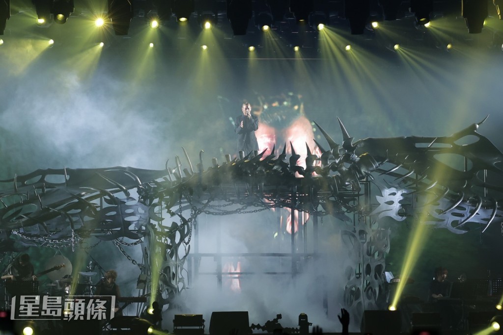 Novel Fergus盂蘭節開騷Juno驚喜現身 以鬼神作主題不擔心冒犯靈界 感謝已故歌迷鼓勵大家精彩活著 | 星島日報