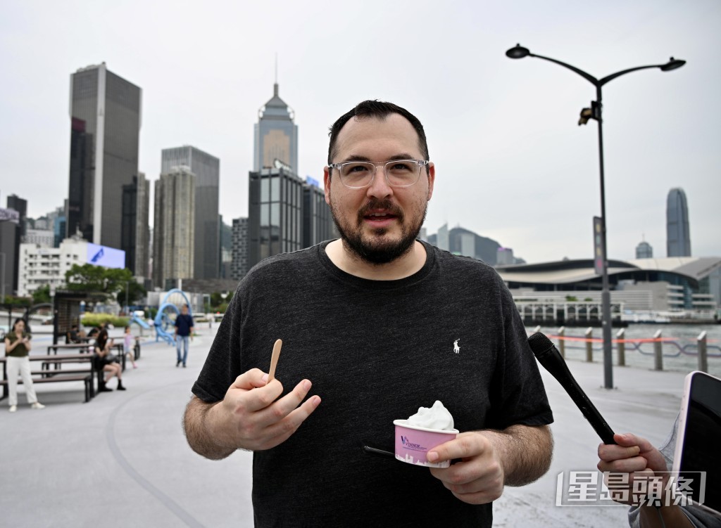 灣仔海濱︱6部自動販賣機朝7晚11試業 軟雪糕/爆谷/咖啡售$18至$35 | 星島日報