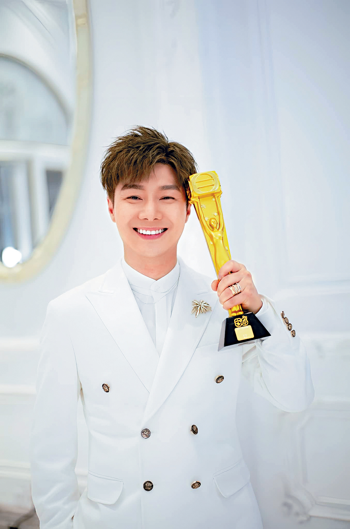 周奕瑋離奇遭「除名」 TVB回應：進一步了解