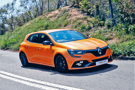 Megane RS280靈活走位