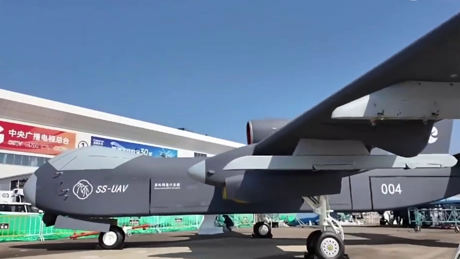 珠海航展2024︱《星島》直擊飛行表演 九天無人機、殲-10CE首亮相︱有片